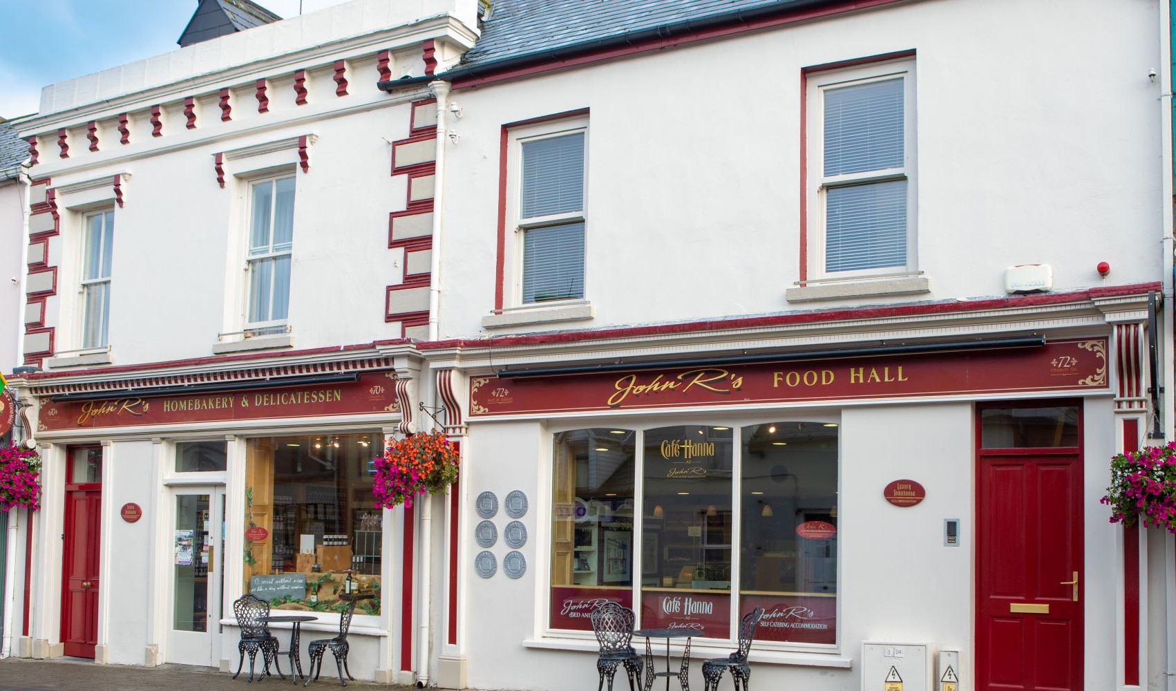 John R's – Home Bakery | Food | Café | Wine | Accommodation